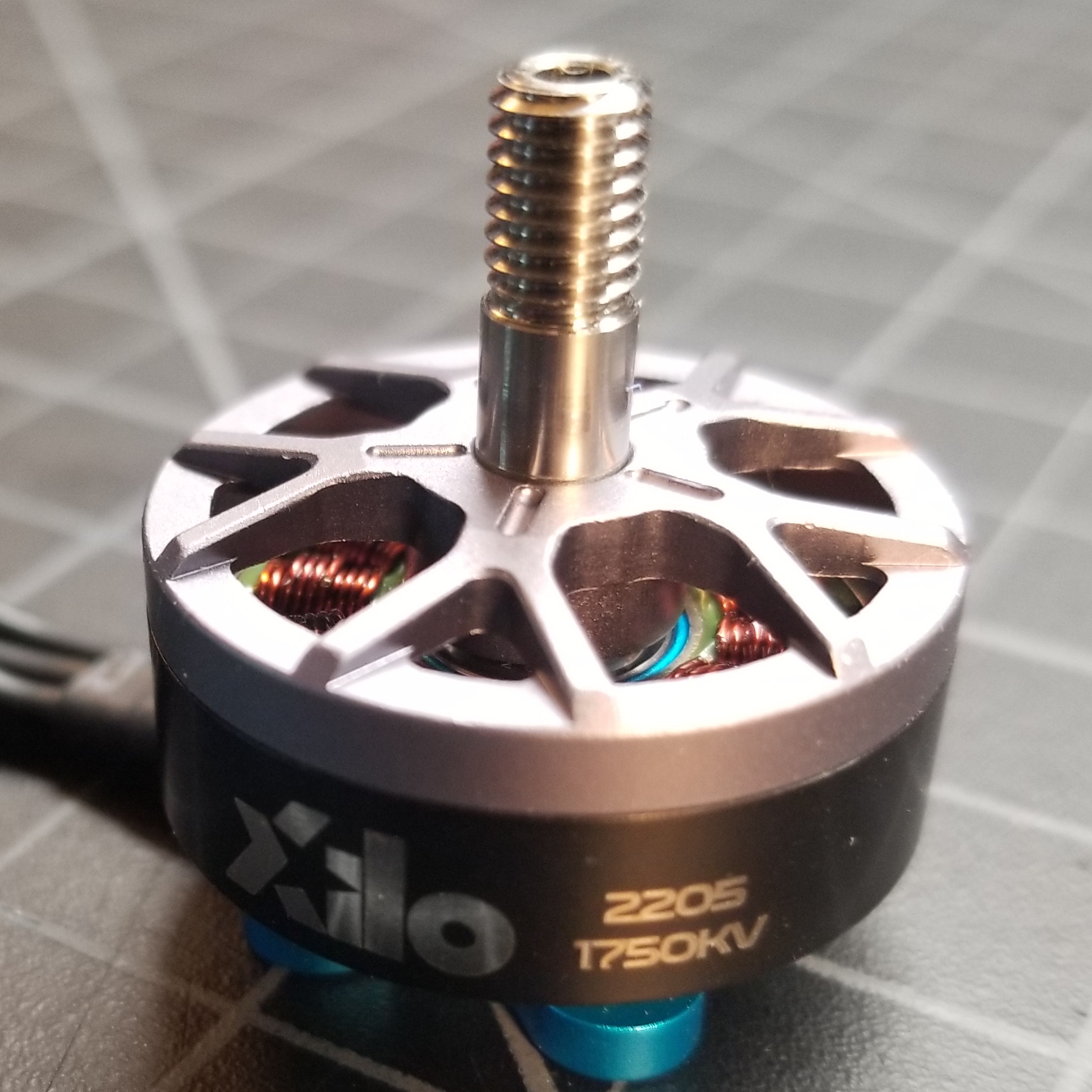 Mini Quad Test Bench - Xilo 2205 1750KV